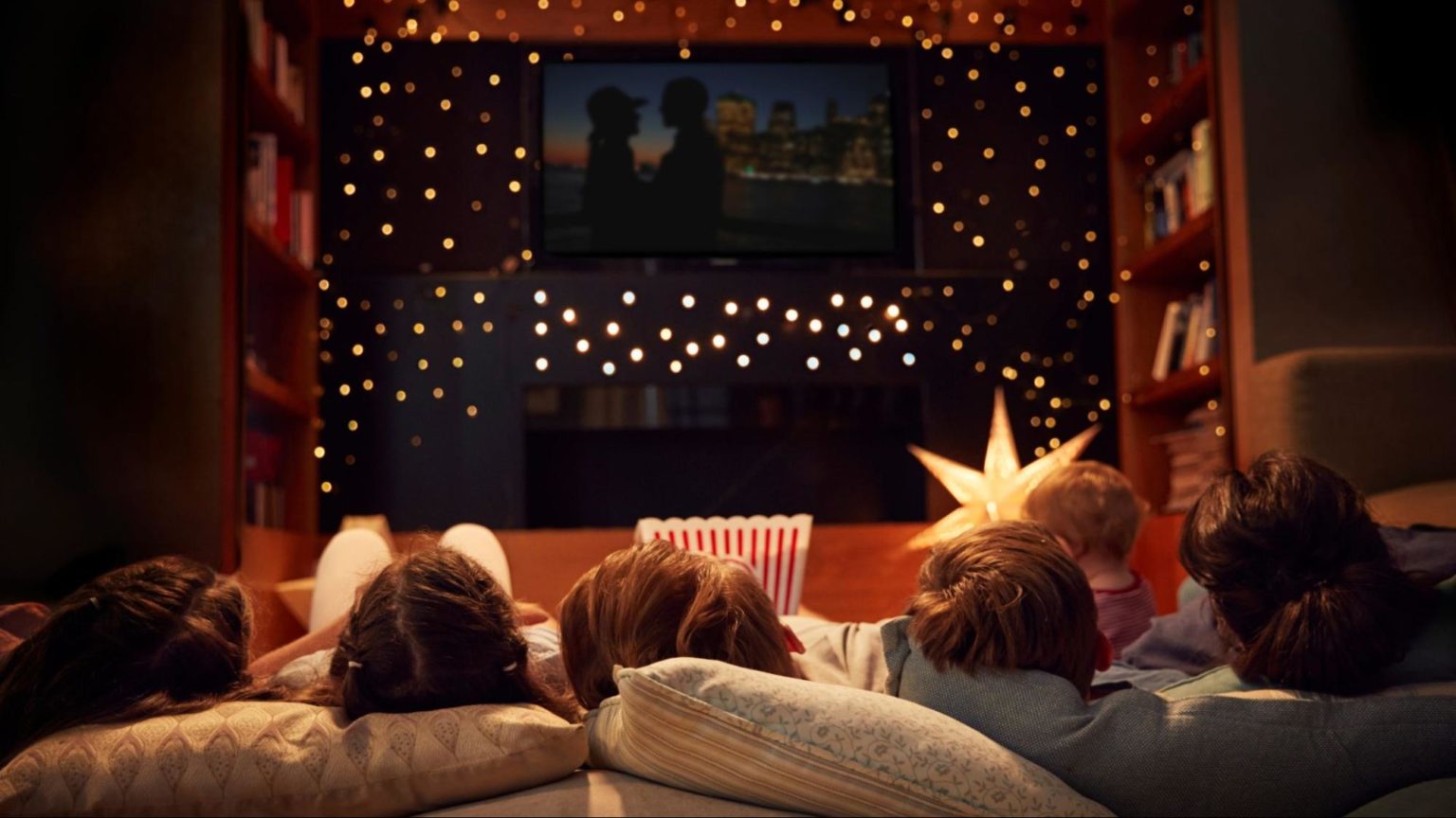 7 Fun Ideas For Healthy Snacks For Family Movie Nights Fresh Farms 7-fun-ideas-for-healthy-snacks-for-family-movie-nights-fresh-farms